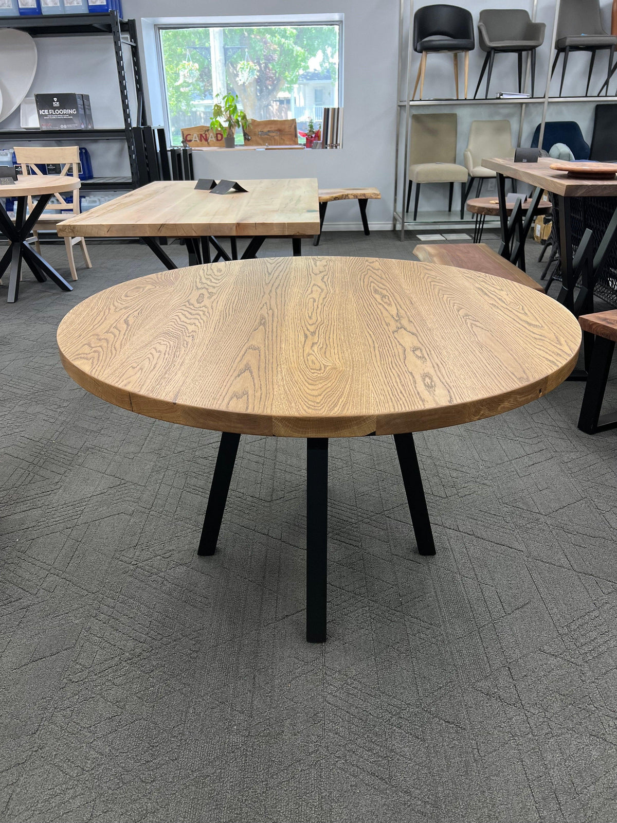 Round Oak dining table 48” — Fractal Designs Inc