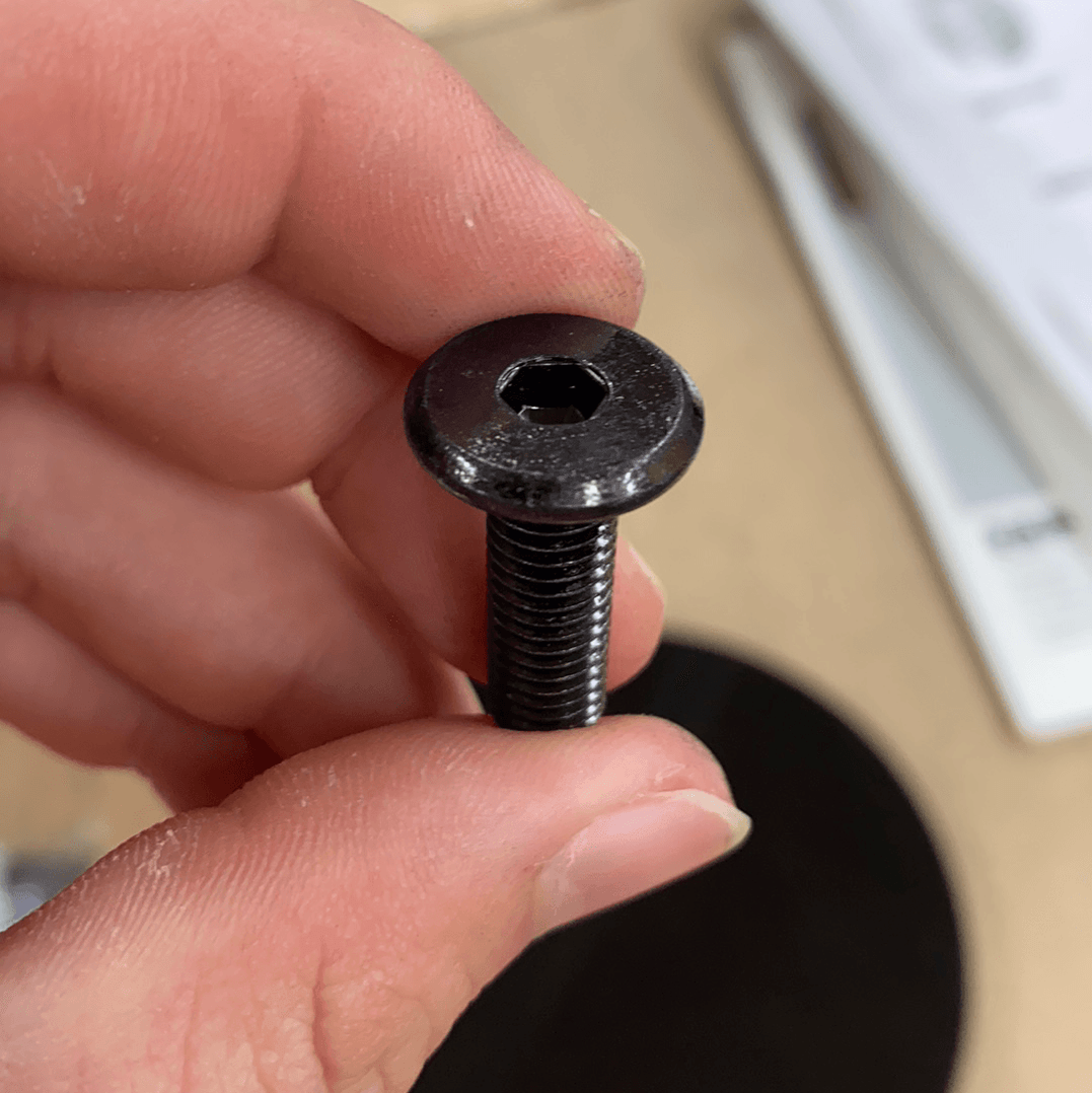 Rampa Flatbolt M8 KF — Fractal Designs Inc